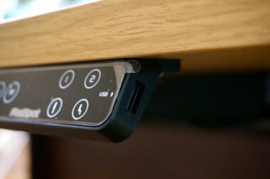 耐荷重160kgで安定感抜群な電動昇降式デスク「FlexiSpot E7H」：旧モデルから確実に進歩を感じる – OREFOLDER