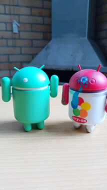 Mode1 RETRO II レビュー：電話機であることを思い出させてくれる、見た目ガラケーの変わり種スマホ – OREFOLDER