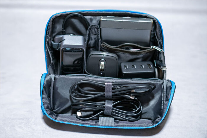 Anker Smart Pouch レビュー：コクヨと共同開発の小物ポーチ！ポケット多めで細かいガジェットも収納しやすい – OREFOLDER